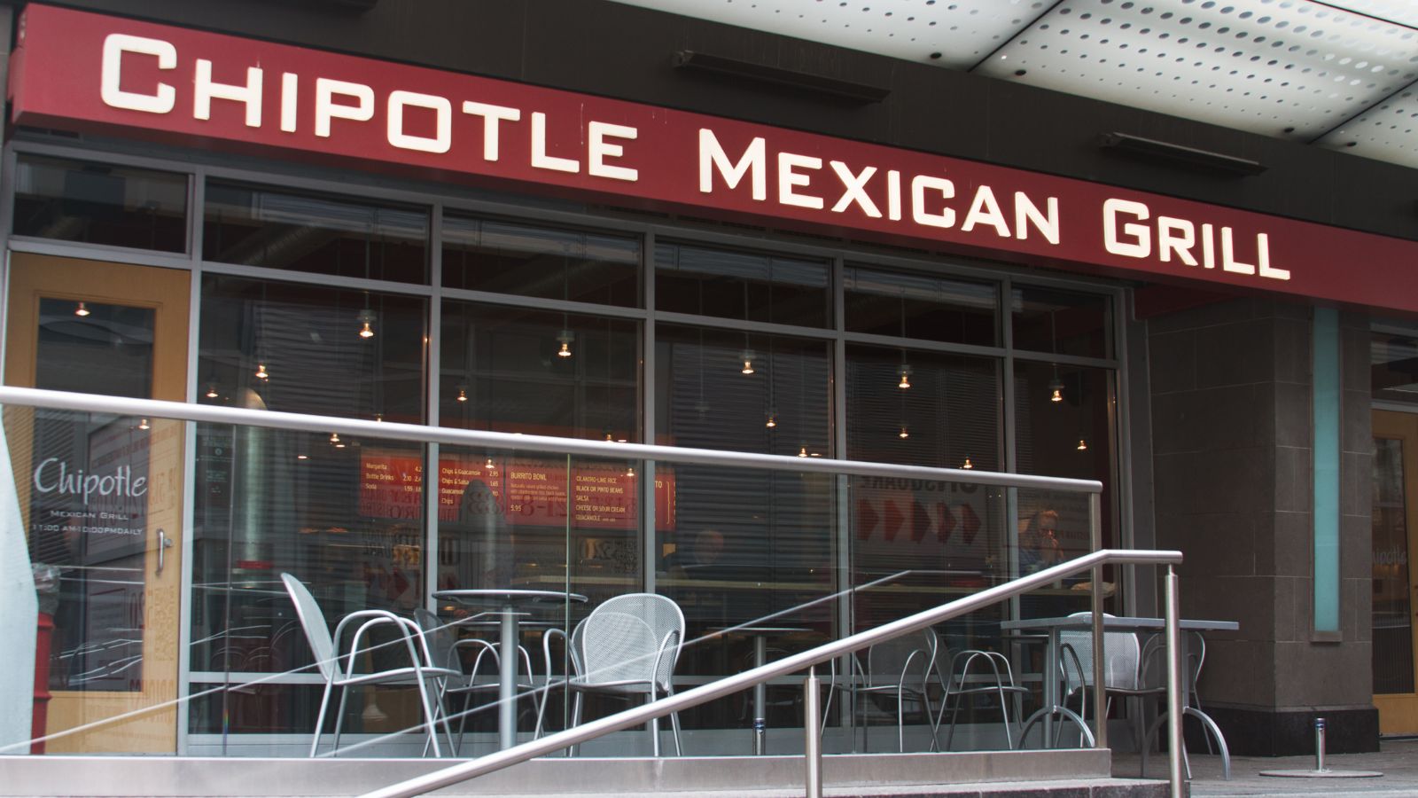 What type of cheese does Chipotle use? - Best Cheese Guide What type of cheese does Chipotle use? - Best Cheese Guide